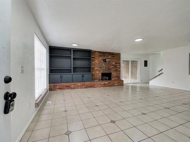 528 Westwood Court