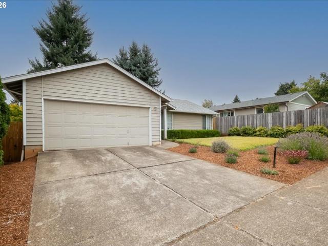 5295 red leaf dr
