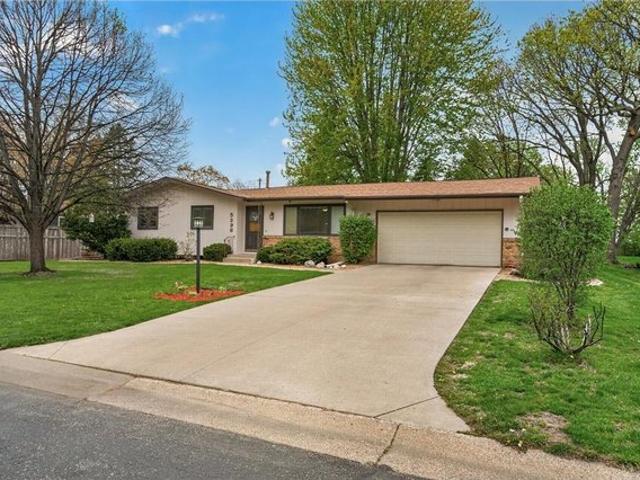 5296 83rd Ave N, Brooklyn Park, MN 55443