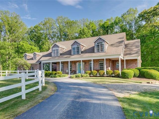 5297 Deer Beagle Ln, Hanover, VA 23069