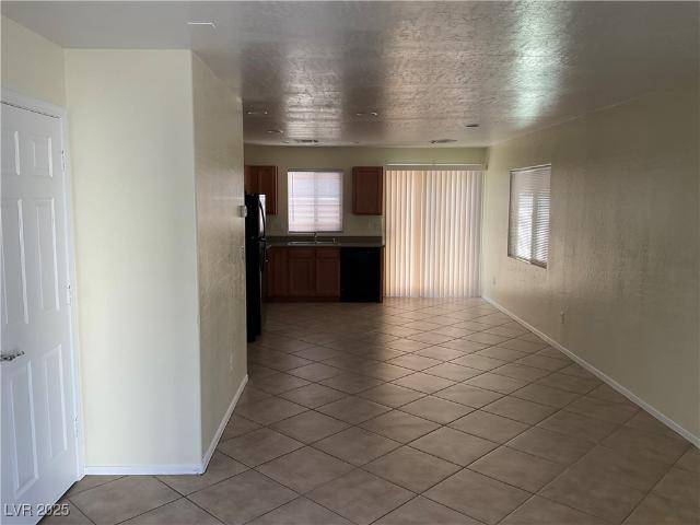 5297 Tipper Ave, Las Vegas, NV 89122 | MLS #2728 | Compass