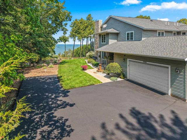 5299 sunset bluff drive
