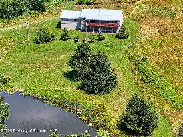 5290 Irish Hill Rd, Montrose, PA 18801