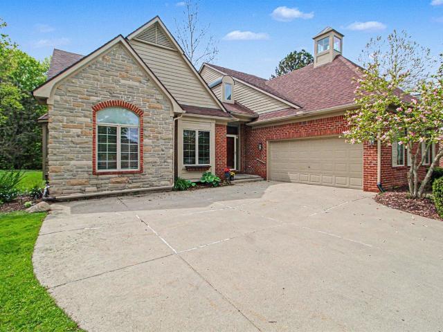 5290 Pinnacle Court