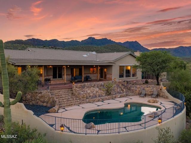 5290 W Rhyolite Loop, Tucson, AZ 85745