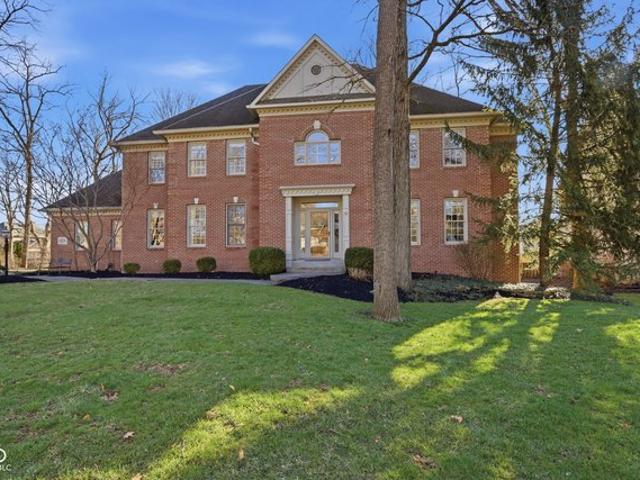 5291 Woodfield Dr S, Carmel, IN 46033