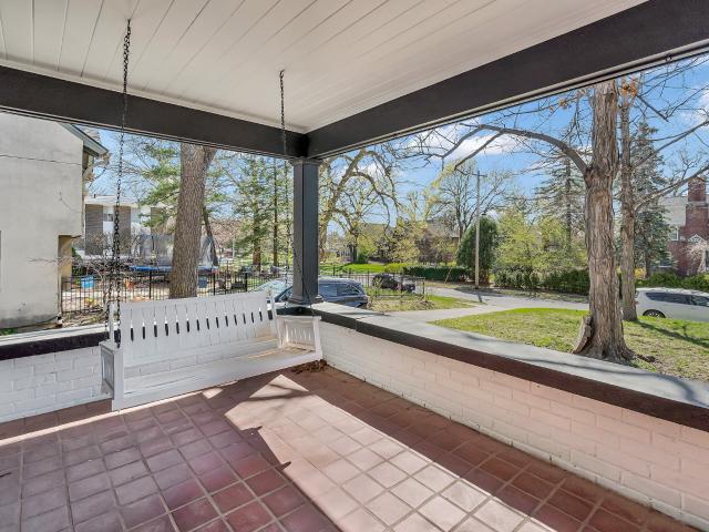 529 43rd Street