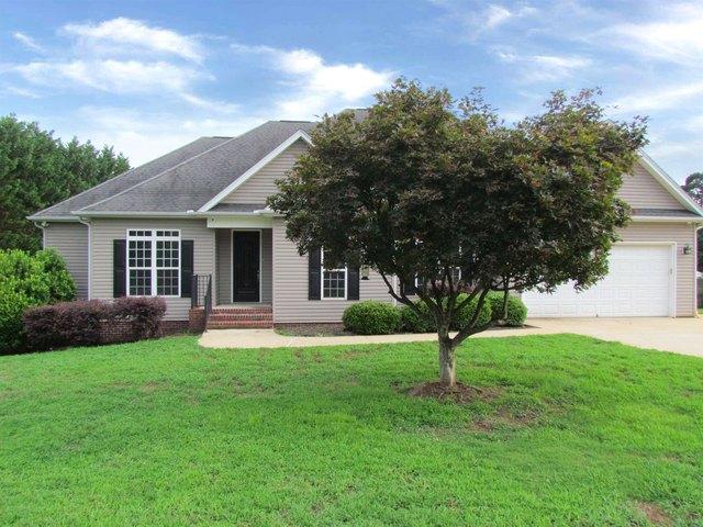 529 Albatross Rd, Easley, SC 29640