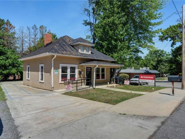 529 Boyd Street