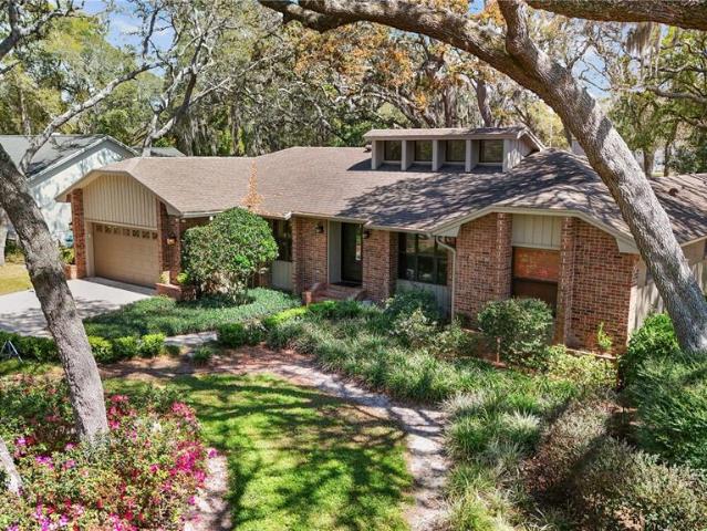 529 Burnt Tree Ln, Apopka, FL 32712 | MLS #O6389 | Compass