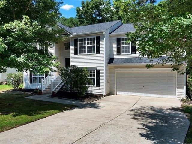 529 Dogwood Creek Pl, Fuquay Varina, NC 27526