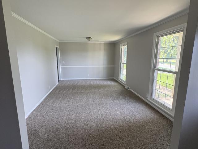 529 Des Moines Dr