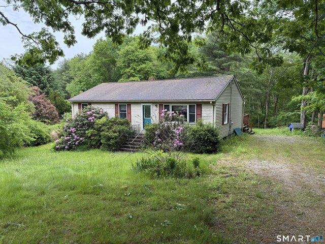 529 E Thompson Rd, Thompson, CT 06277