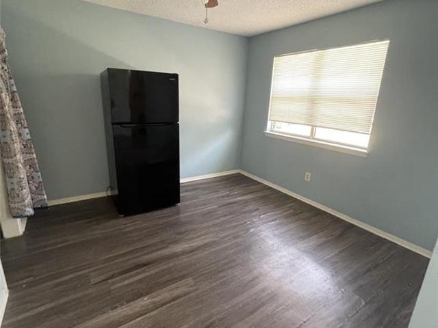 529 E Norwood Circle