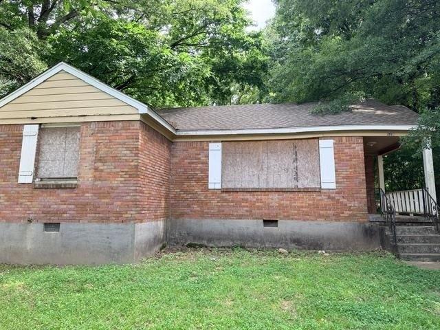 529 E Shelby Dr, Memphis, TN 38109