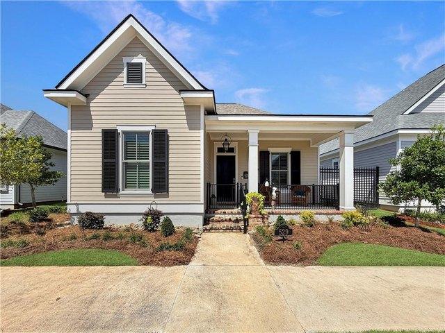 529 Hopscotch Rd, Covington, LA 70433