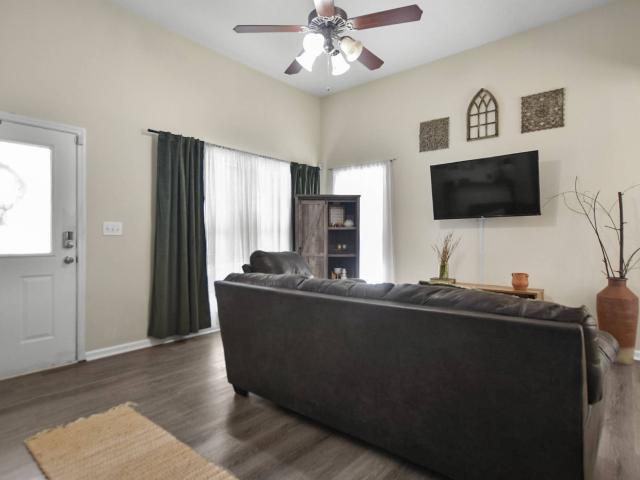 529 Oakmont Drive