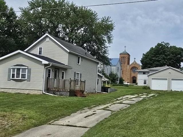 529 Mill St, Bloomington, WI 53804