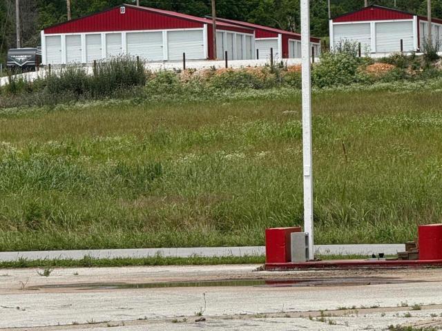 529 N Business U. S. Highway 71