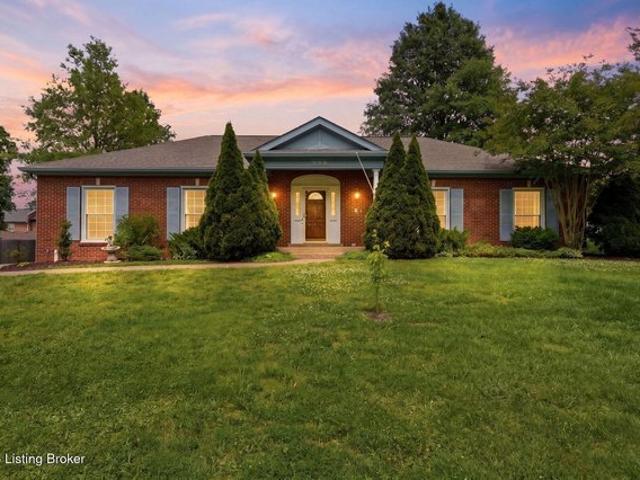 529 Nottingham Pkwy, Louisville, KY 40222