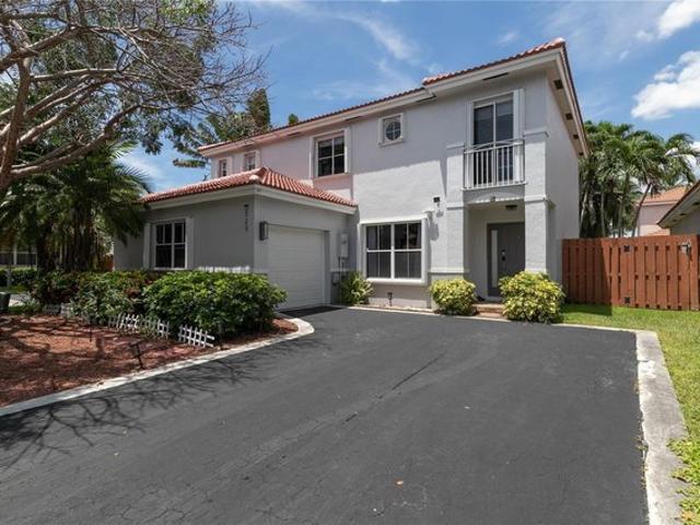 529 NW 47th Way, Coconut Creek, FL 33063