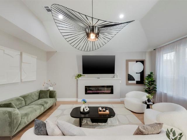 529 Pebblecreek Drive
