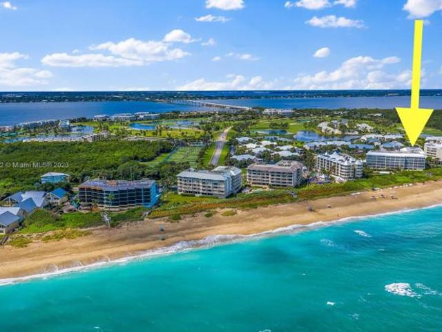 529 Plantation Rd NE #206, Hutchinson Island, FL 34996