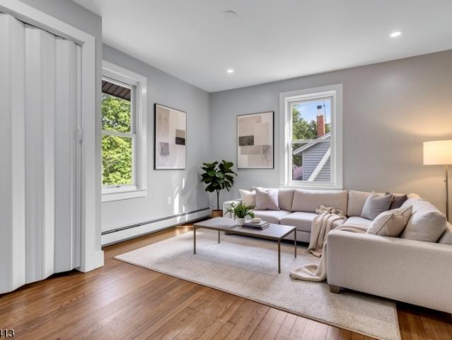 529 Wheatsheaf Rd