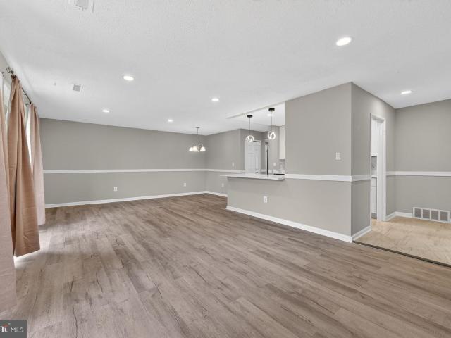 529 Wilson Bridge Dr, Unit C2, Oxon Hill, MD 20745 | MLS #MDPG2201