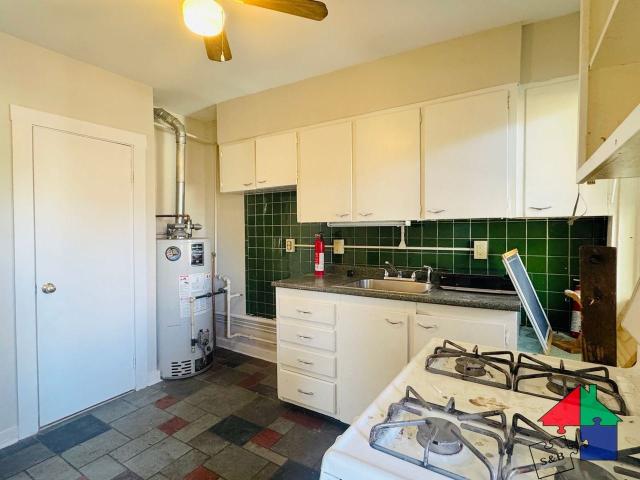 52 62 Cedar Street 2 Bedroom Apartment for Rent at 52 Cedar St, Burlington, VT 05401 Old North End