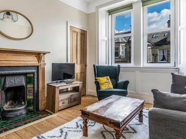 52 Temple Park Crescent, City of Edinburgh, EH11 1HX, United Kingdom | 2 bed apartment for rent #121974199 | Rentberry