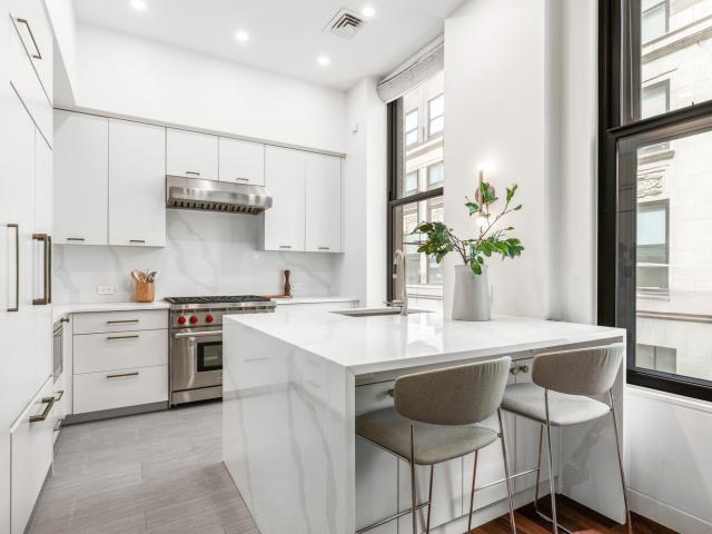 52 THOMAS Street 2A