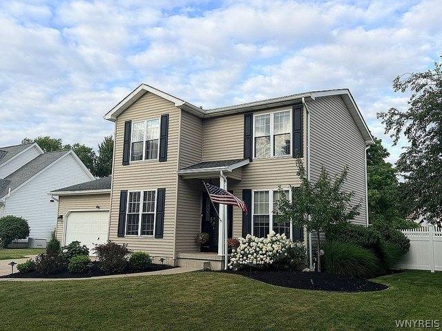 52 Village Vw, Lancaster, NY 14086