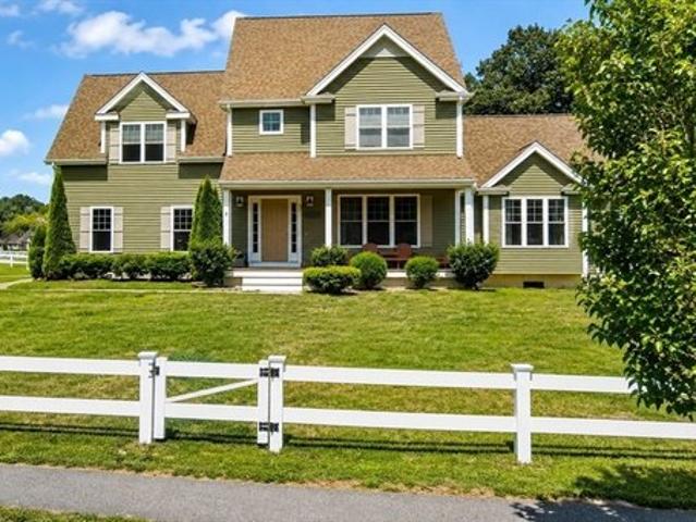 52 Waterford Cir, Dighton, MA 02715
