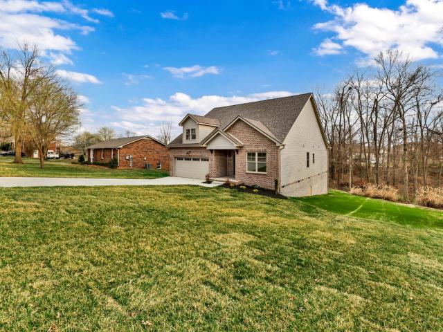 52 West Dr