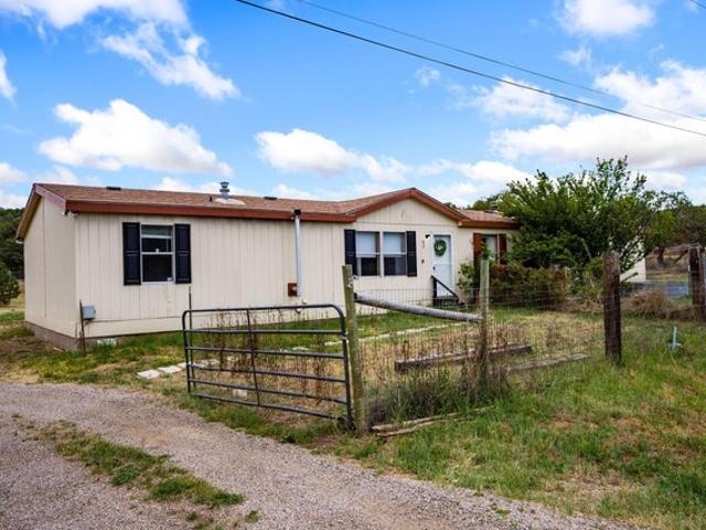 52 Windmill Rd, Edgewood, NM 87015