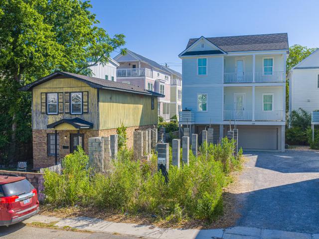 52 Aiken Street Apt A