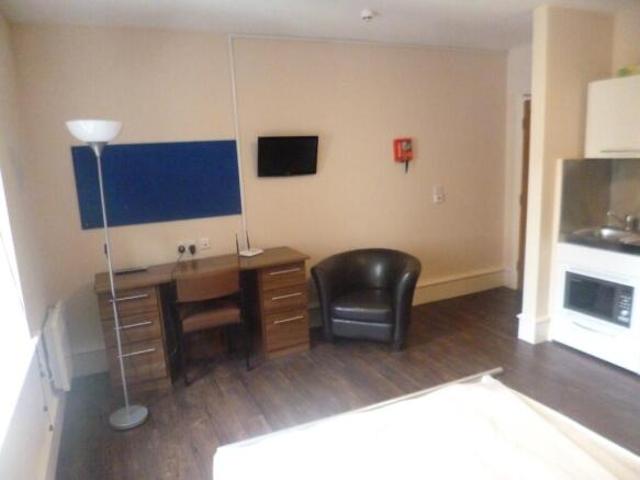 52 bedroom private hall for rent in Flat 29, St. Ann's Lodge, St. Ann's Lane, Leeds. LS4 2SJ, LS4