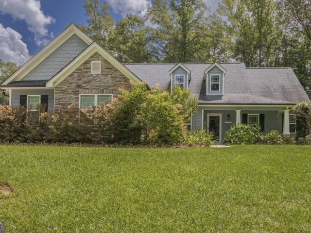 52 Brooks Lake Dr, Newnan, GA 30263