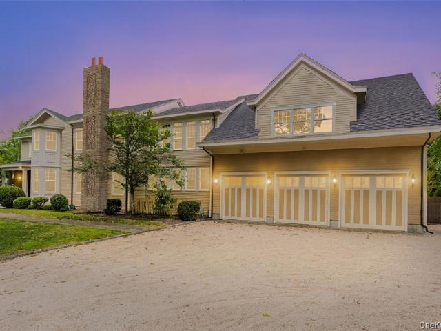 52 Brushy Neck Ln, Westhampton, NY 11977 | MLS #952388 | Compass