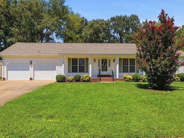 52 Cambridge Dr, Murray, KY 42071