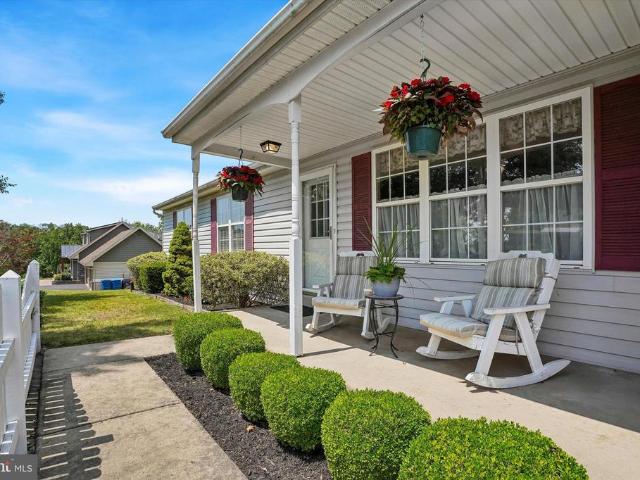 52 Castlewood Drive