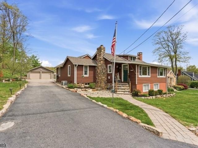 52 Cascade Way, Butler, NJ 07405
