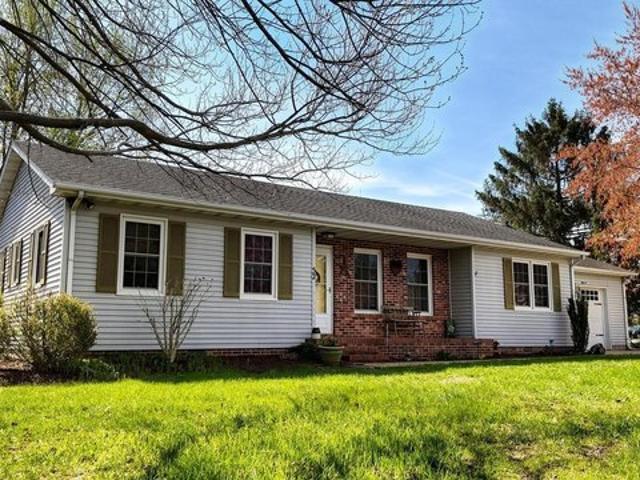 52 Delshire Dr, Dover, DE 19901