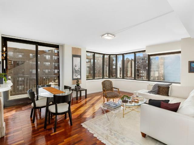 52 East End Avenue, New York, NY