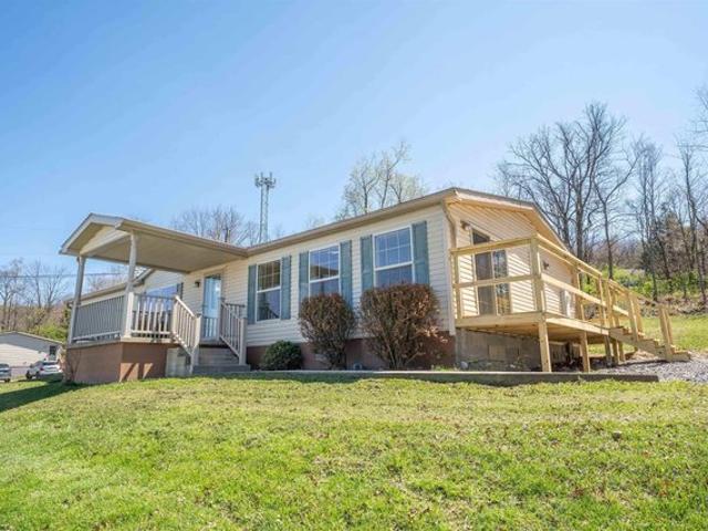 52 Ebenklein Ln, Morgantown, WV 26508