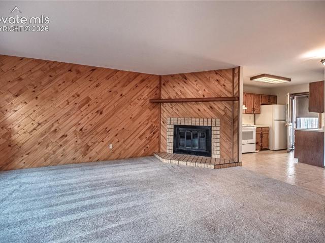 52 El Paso Boulevard # 2B