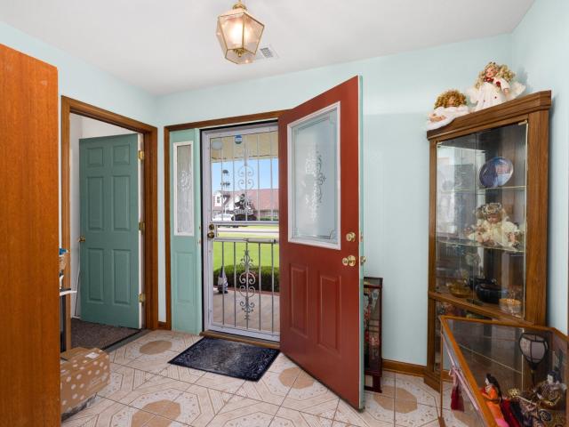 52 farmer trail st
