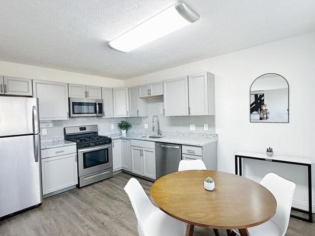 52 Flats 2 Bedroom Apartment for Rent at 3004 Pemberly Dr, West Lafayette, IN 47906