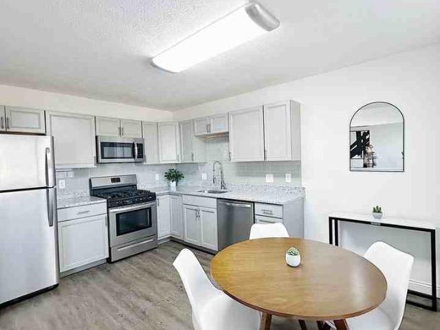 52 Flats 2 Bedroom Apartment for Rent at 3004 Pemberly Drive, West Lafayette, IN 47906